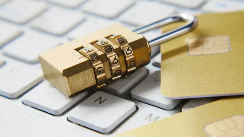 Fidelity Investments data breach impacts more than 77,000 customers ...