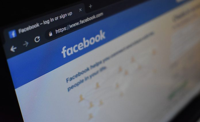 Hacker Facebook